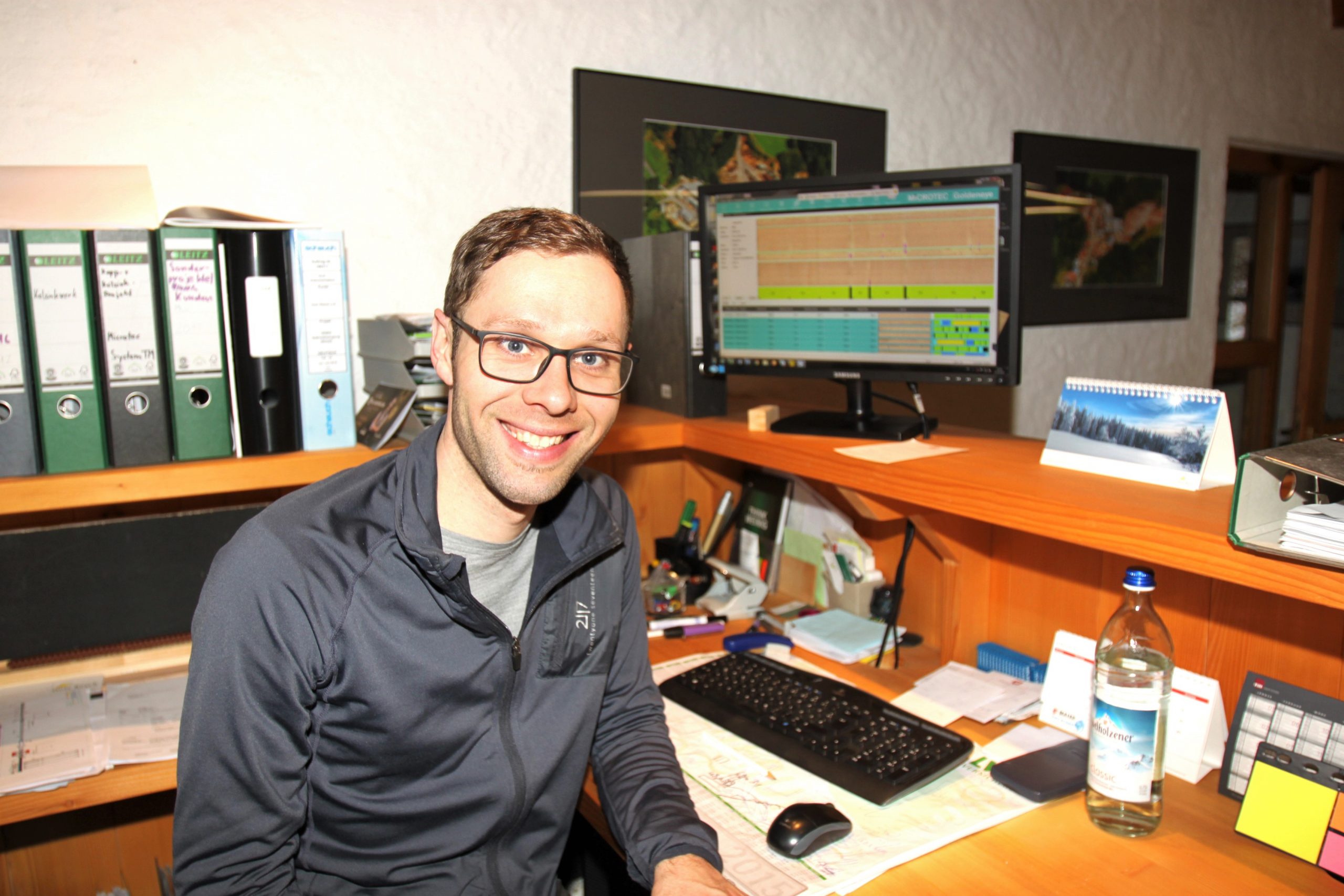 Max Assistent der Geschäftsleitung bei Holz Resch | MADE in FRG